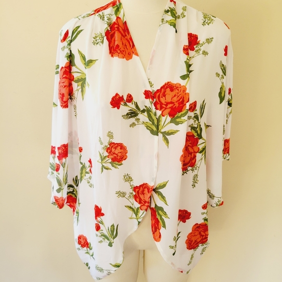 Miss Chievous | Tops | Miss Chevious White Floral Kimono Size Small ...